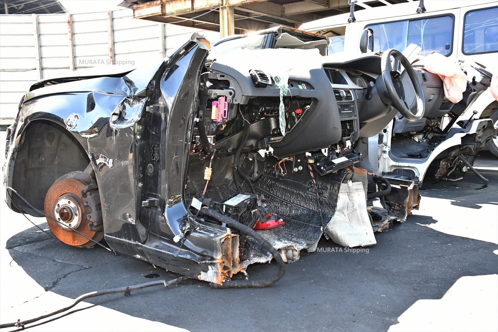 自動車解体 Automotive Dismantling business – 海運の村田